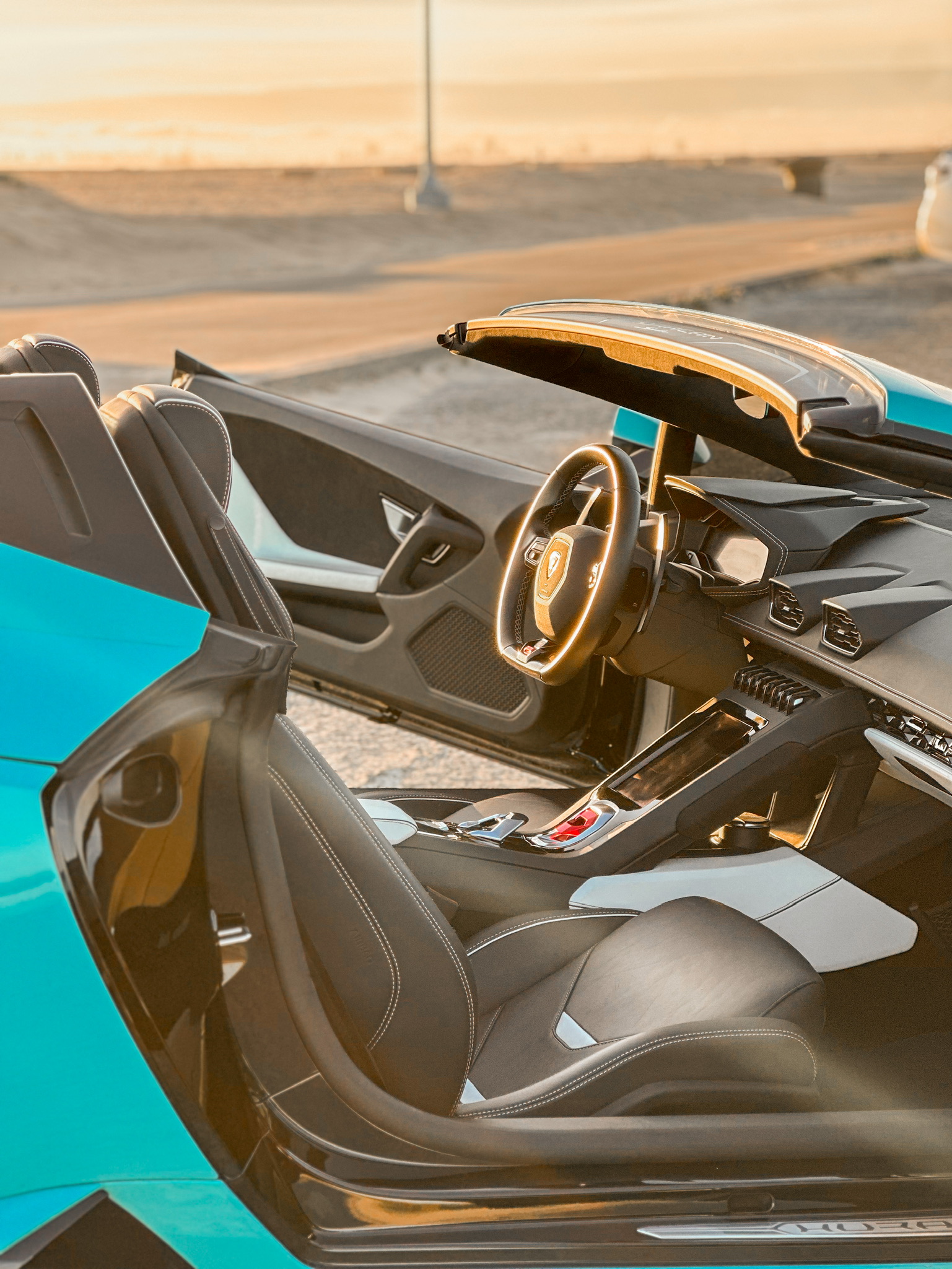 2021 Lamborghini Huracan Evo Spyder Teal - Peacock Rentals