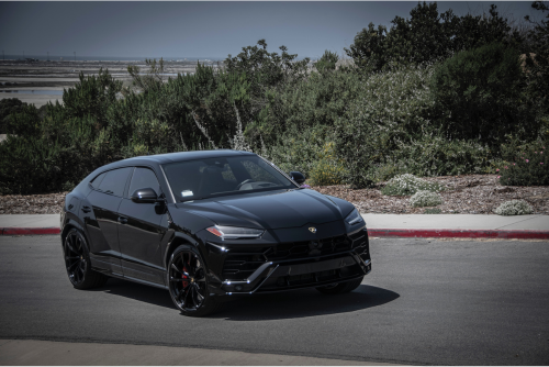 2021 Lamborghini Urus - Peacock Rentals